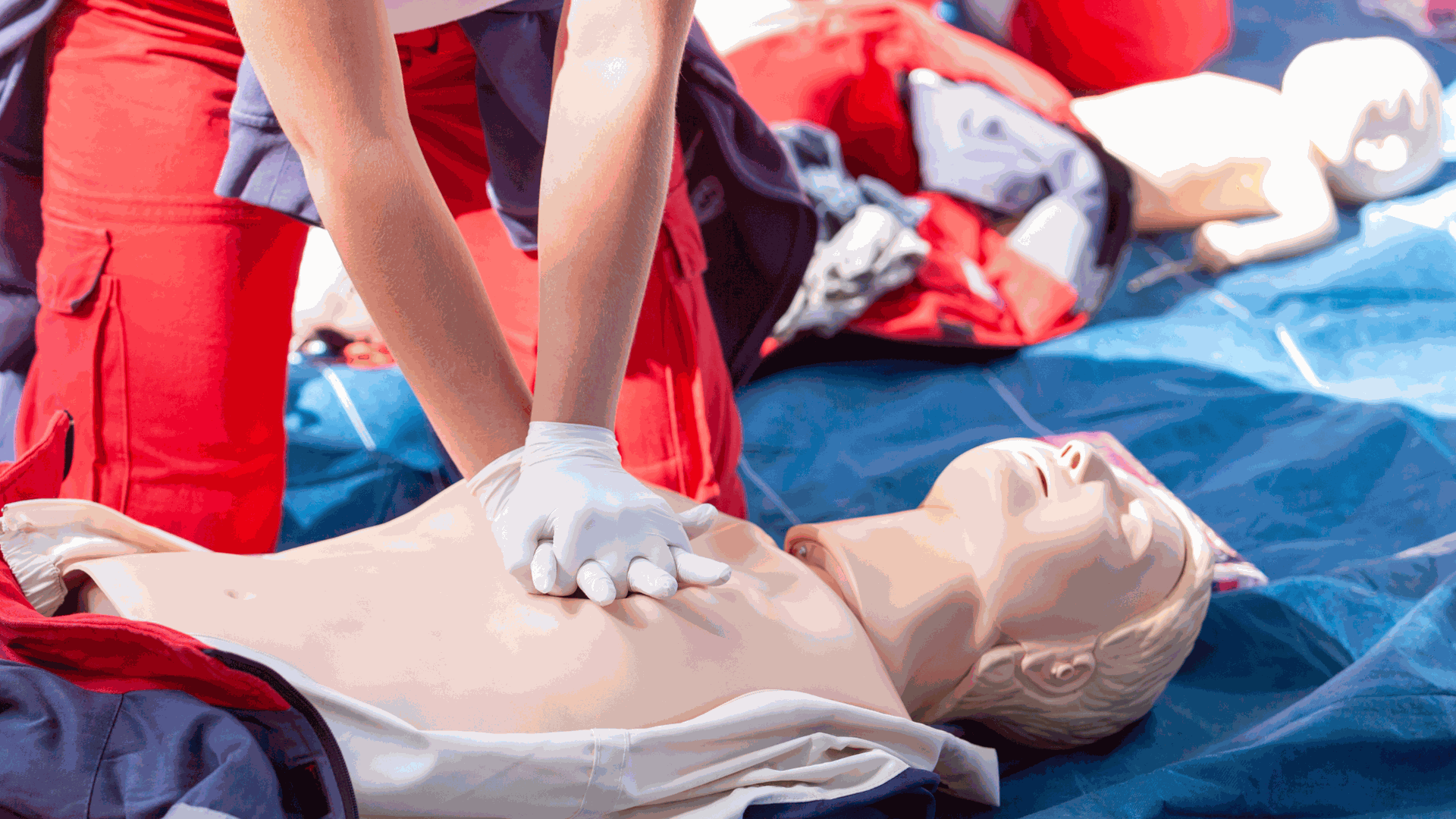 How to Perform CPR: A Step-by-Step Guide | FTS Safety